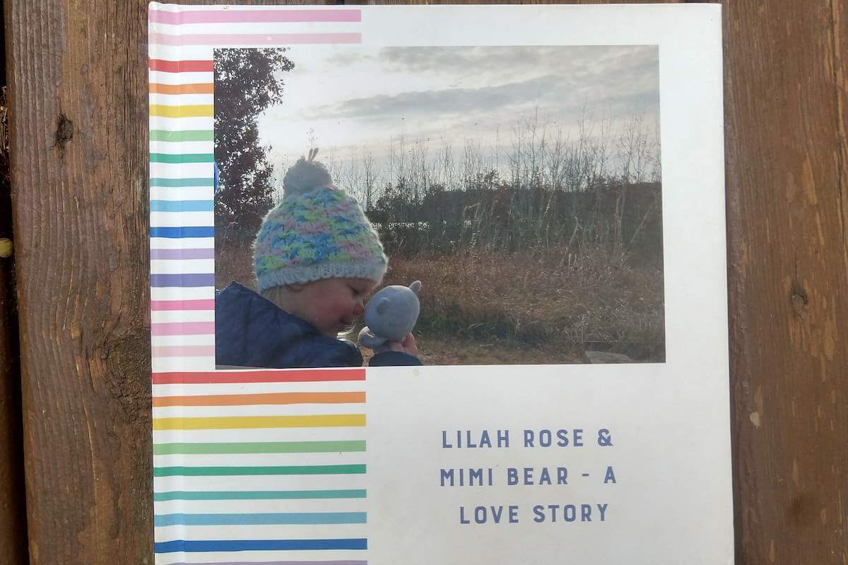 Homemade Gifts for Kids - Personalized Books! (No Crafting Required)